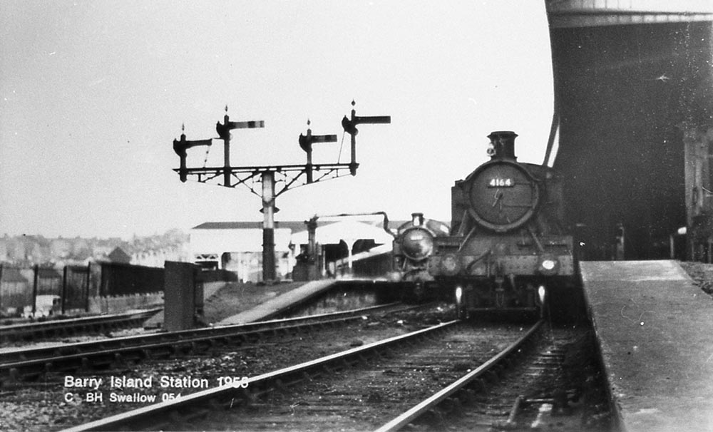 Barry Island Station 1958 | Peoples Collection Wales