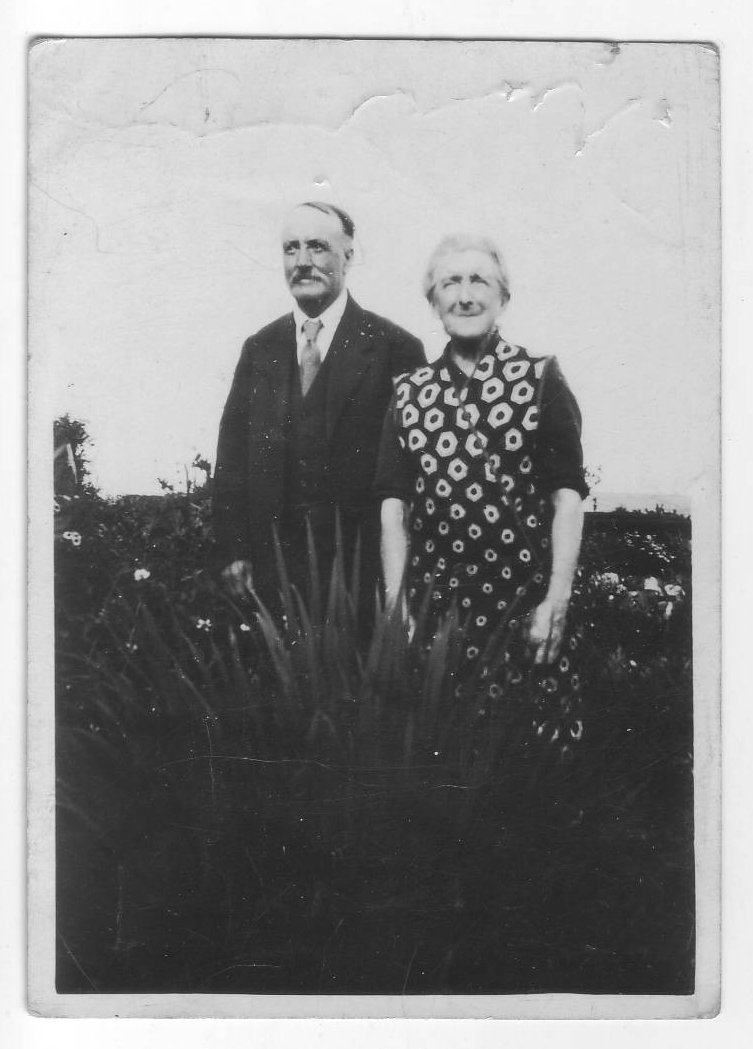 Thomas Jones and Elizabeth Ann Humphries | Peoples Collection Wales