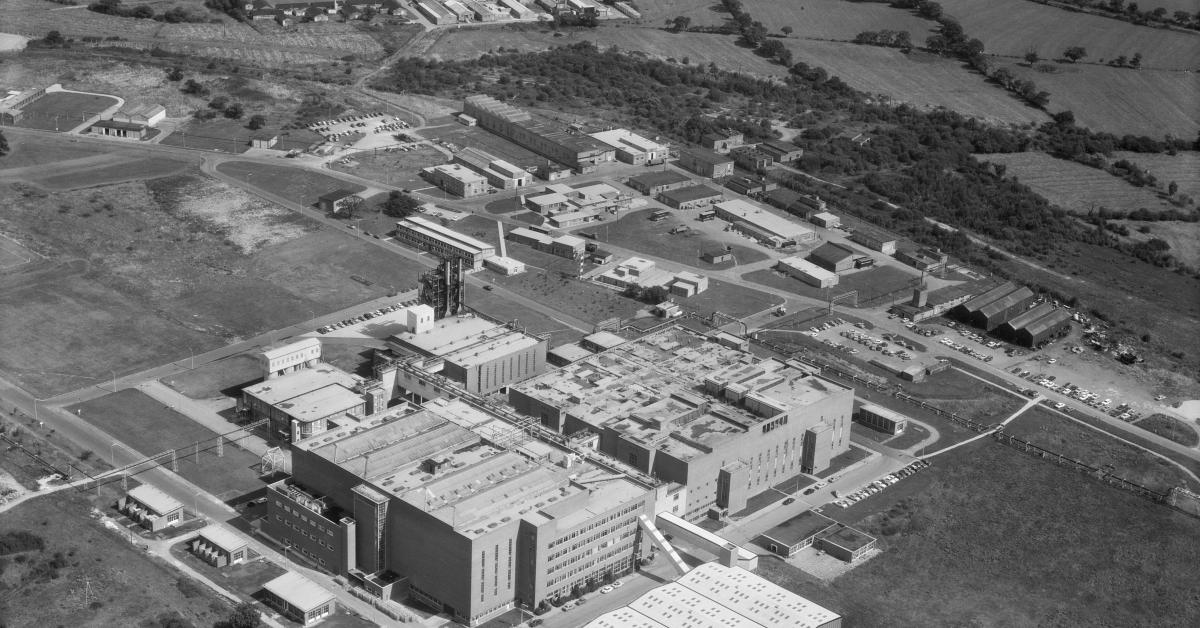 Courtaulds factory, Flint | People's Collection Wales