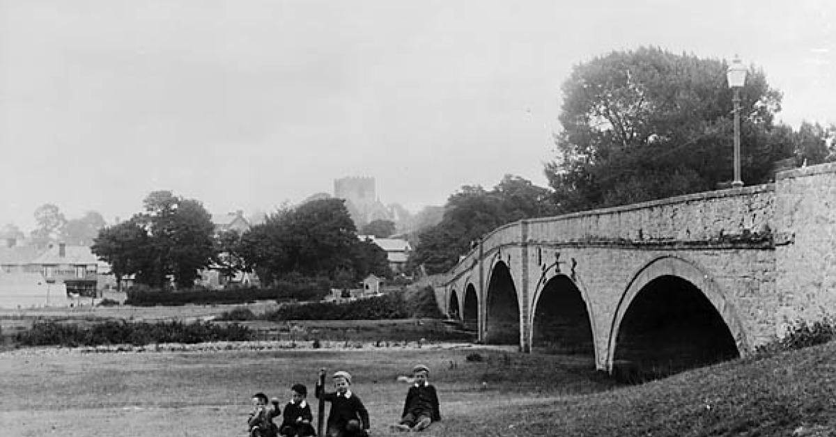 St Asaph bridge with the cathedral in the background, c. 1885 | People ...