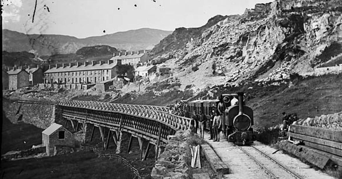 Bridge and "tren bach", Ffestiniog | People's Collection Wales