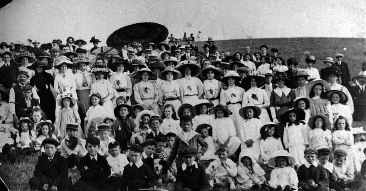 Pontyglasier Sunday school trip, Pembrokeshire | People's Collection Wales