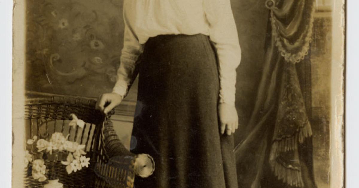 Mabel Elsie Davies, Pembrey Munitions Factory worker | People's ...