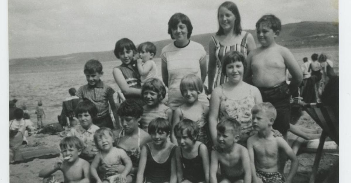 Capel y Groes, Llanwnnen Sunday School trip | People's Collection Wales