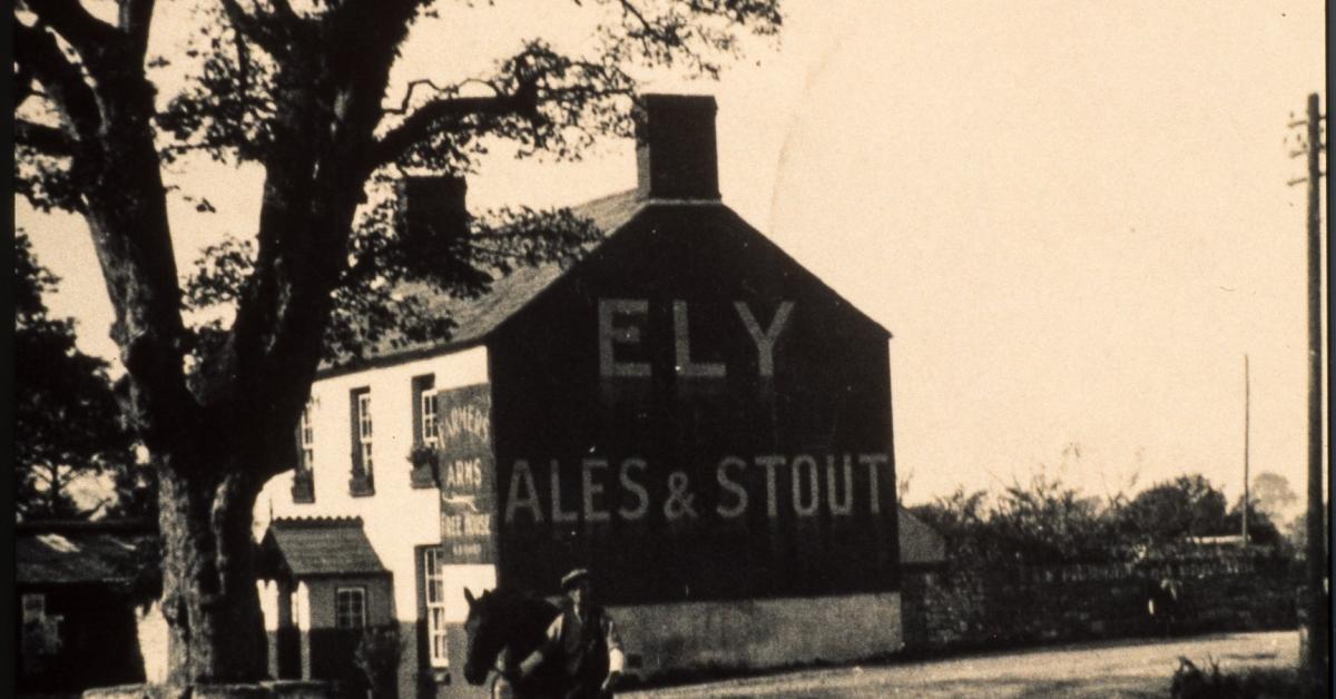 Farmers Arms & tree, Aberthin | People's Collection Wales
