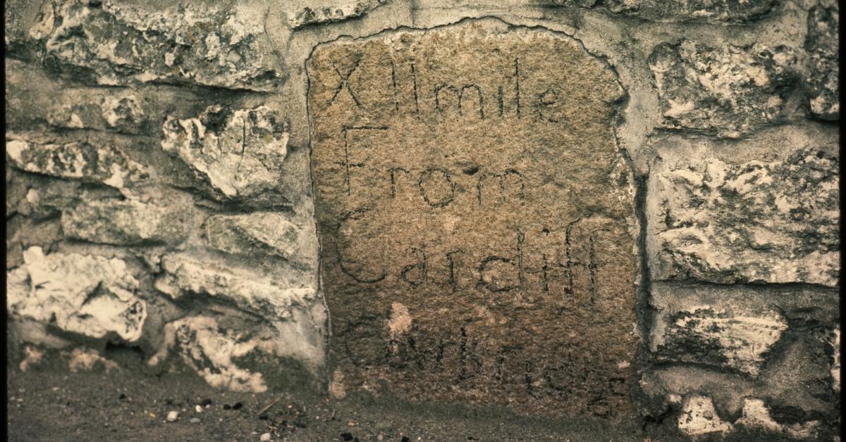 Milestone, Aberthin Road, Cowbridge 1977 | People's Collection Wales