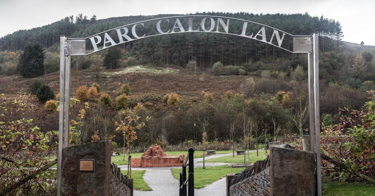 Calon Lan Park entrance 2012, Garw Valley | People's Collection Wales