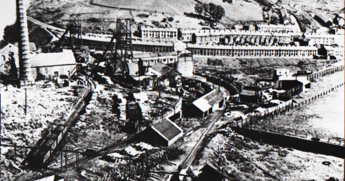 Carn Colliery looking at Railway Terrace, Garw Valley | People's ...